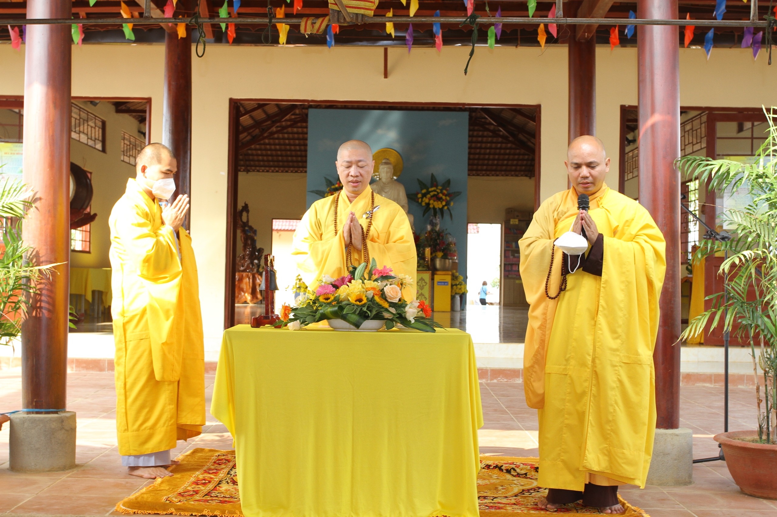 TT. Thích Thiện Thuận thuyết giảng chủ đề: TIẾNG CHUÔNG CHÙA tại Đắk ...